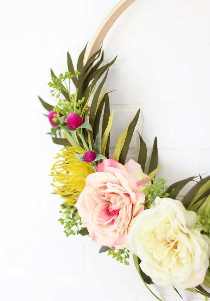 Make Your Own DIY Modern Spring Wreath - Persia Lou
